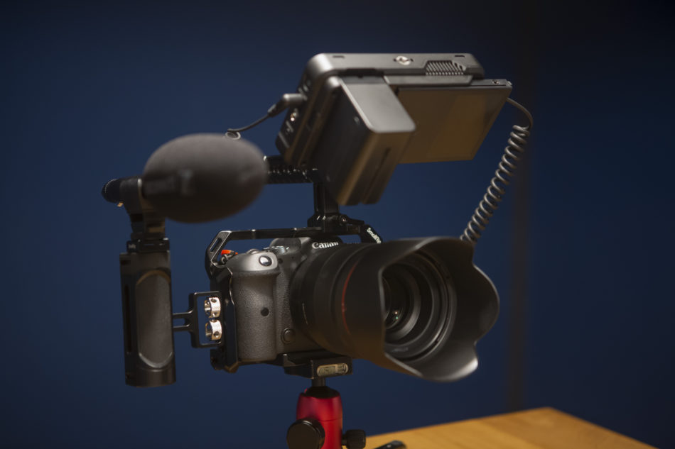 Canon EOS R6 にリグを組んでみた - Peas Code
